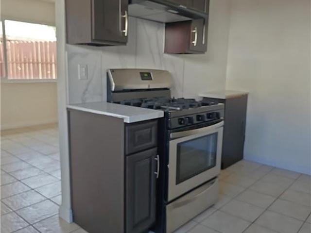 4133 Downing B