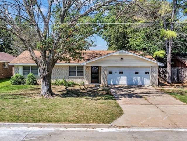 413 15th Ave NW, Ardmore, OK 73401