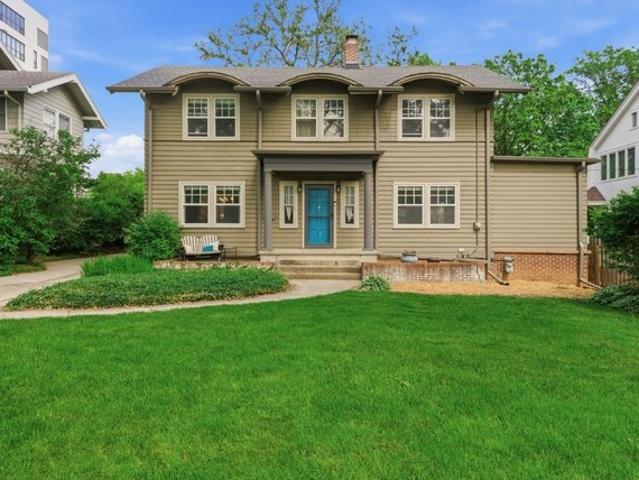 413 38th Pl, Des Moines, IA 50312