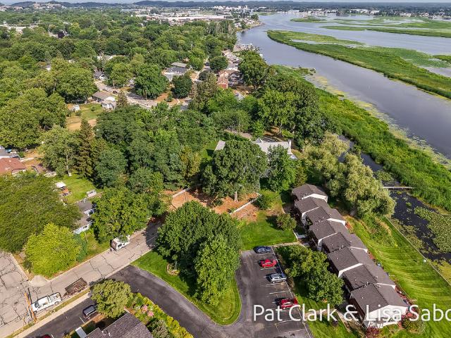 413 & 415 Gidley Circle