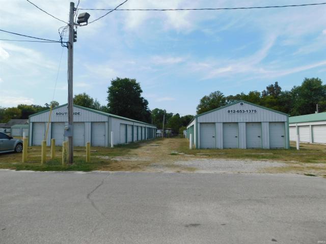 413 415 417 Hackberry Street
