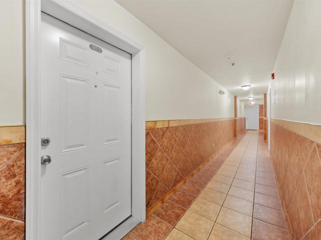 413 4 Th St # 303