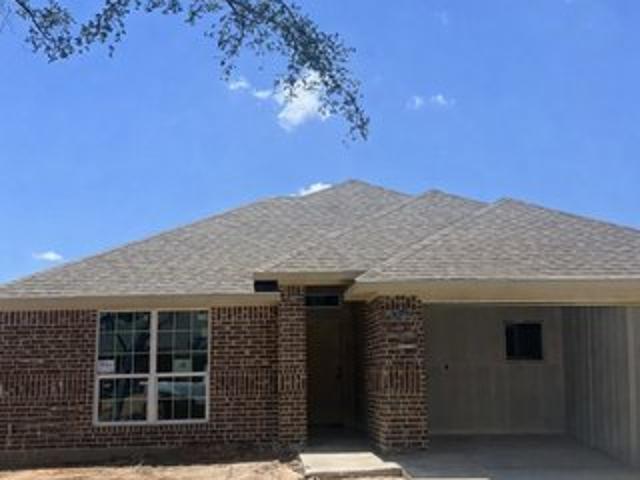 413 Conway St, Lacy Lakeview, TX 76705