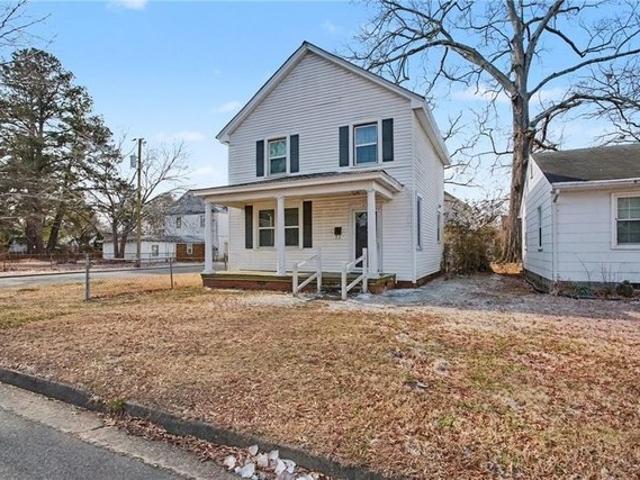 413 Chestnut St, Franklin, VA 23851