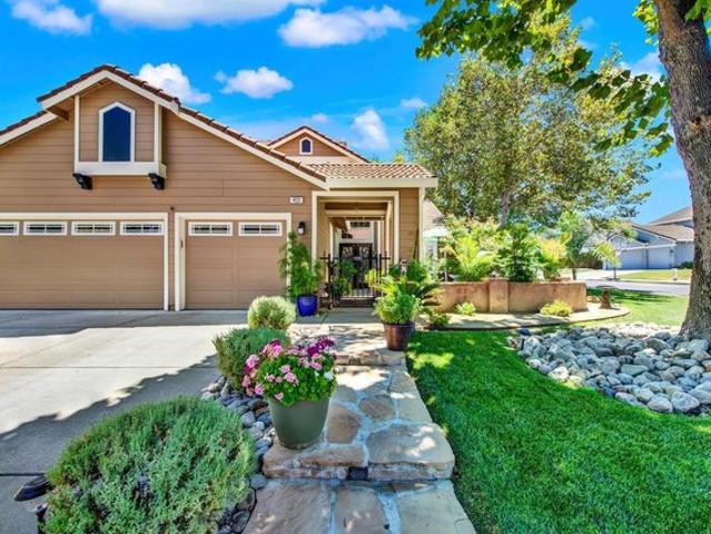 413 Crownpointe Cir, Vacaville, CA 95687