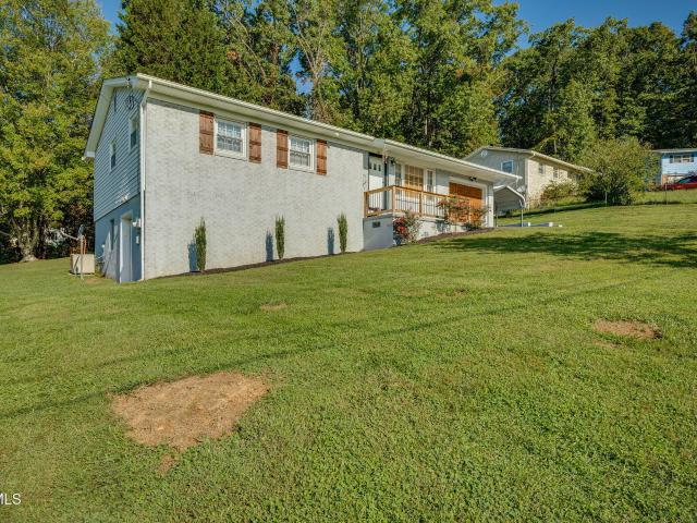 413 Anngea Lane