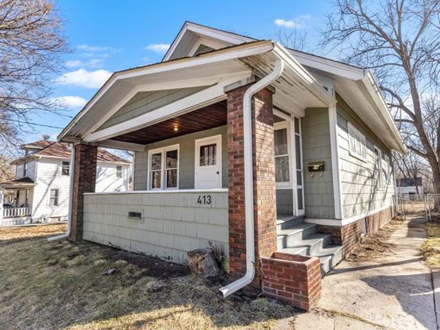 413 Adams St, Rockford, IL 61107