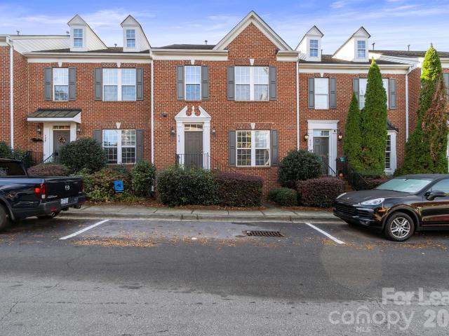 413 Armour St, Davidson, NC 28036 | MLS #4374 | Compass