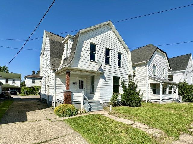 413 Bartram Ave, New Castle, PA 16101