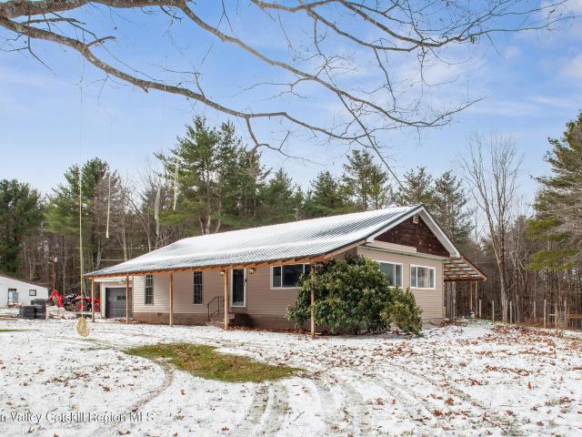 413 Benjamin Rd, Stamford, NY 12167 | MLS #20255 | Compass