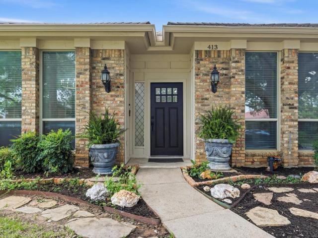 413 Blue Jay Court
