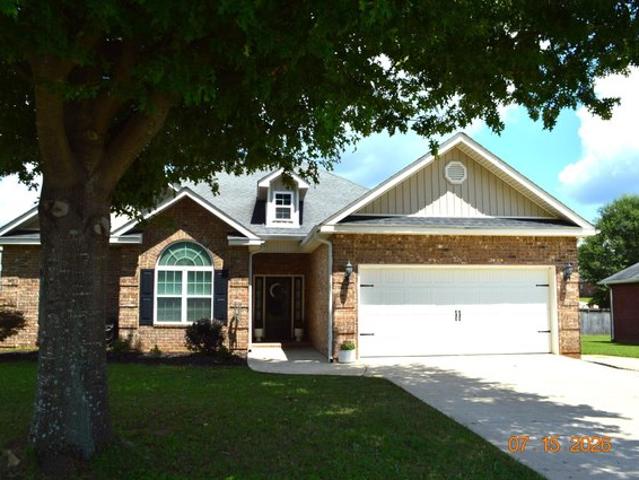 413 Green Island Rd, Bonaire, GA 31005