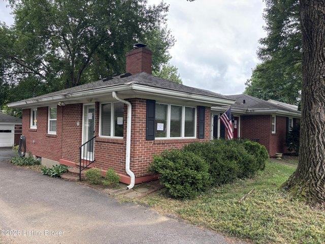 413 Deerfield Ln, Louisville, KY 40207