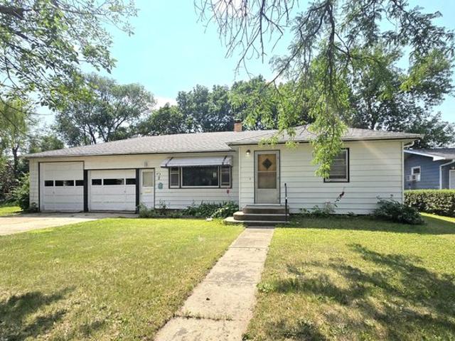 413 E 2nd Ave, Miller, SD 57362