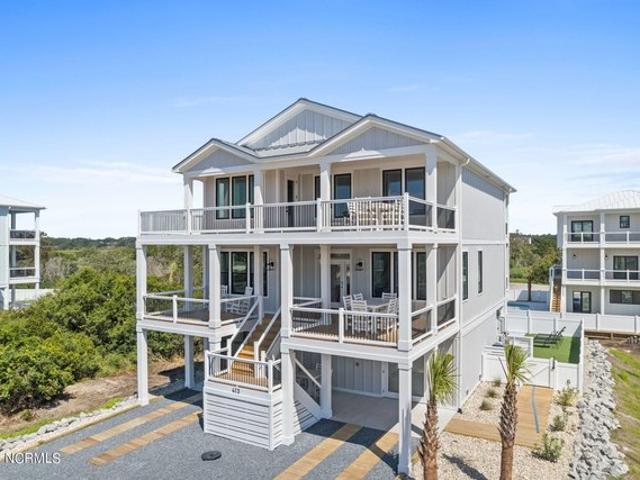 413 E Fourth St, Ocean Isle Beach, NC 28469