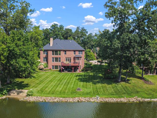 413 Edgewater Drive