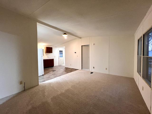 413 Elm Ln