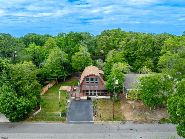 413 Fern Road