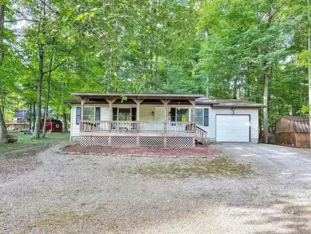 413 FLORALWOOD DR, HOWARD, OH 43028 Single Family Residence Fo.