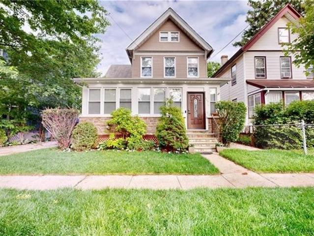 413 Heberton Ave, Staten Island, NY 10302
