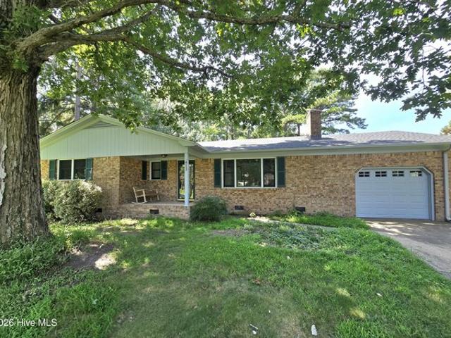 413 Hickory Dr, Elizabeth City, NC 27909