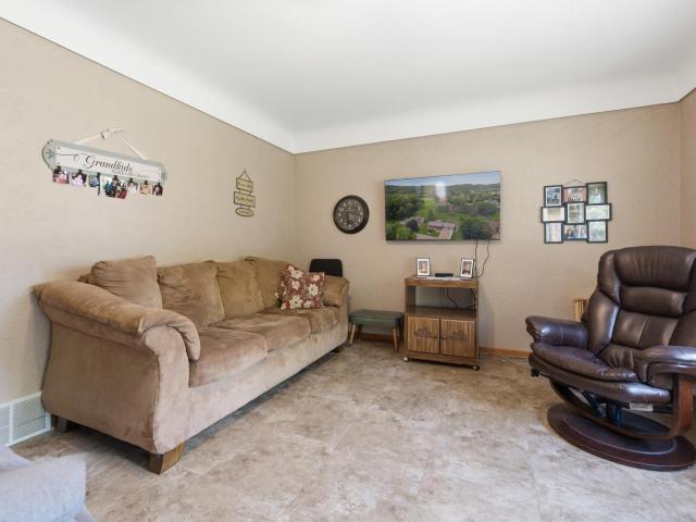 413 Orchard View Drive