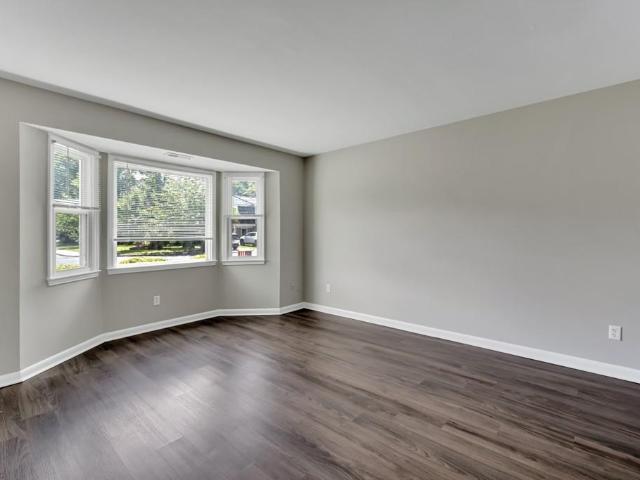 413 Longleaf RD