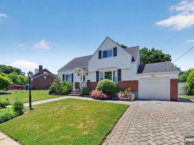 413 Maple Hill Drive