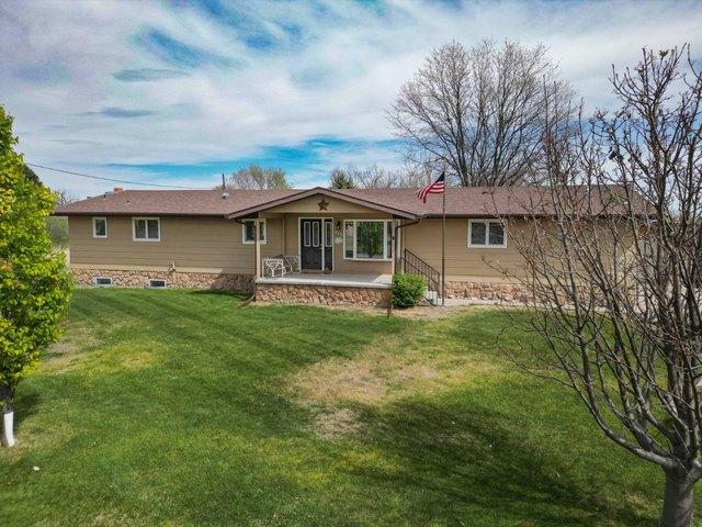 413 McBride St, Lodgepole, NE 69149