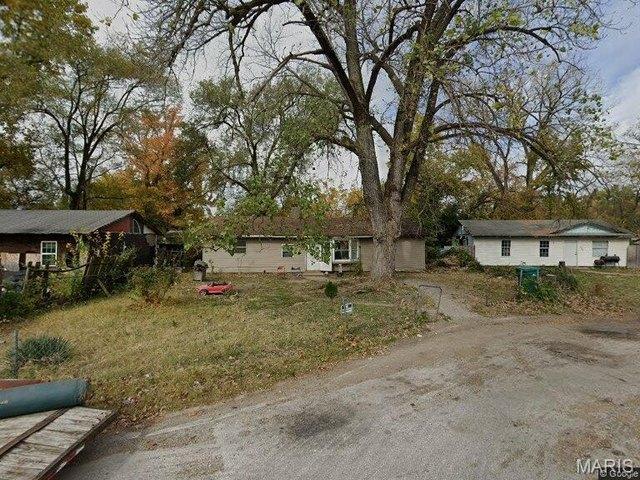 413 N 70th St, East Saint Louis, IL 62203