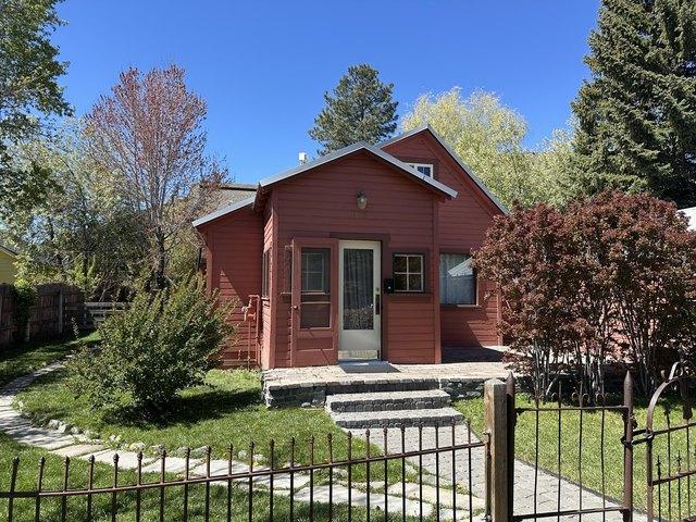 413 N 1st Ave, Hailey, ID 83333