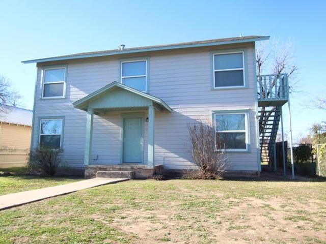 413 N Bishop St, San Angelo, TX 76901