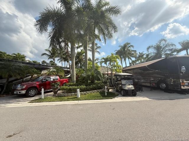 413 NW Chipshot Ln, Port St. Lucie, FL 34986 | MLS #M20052