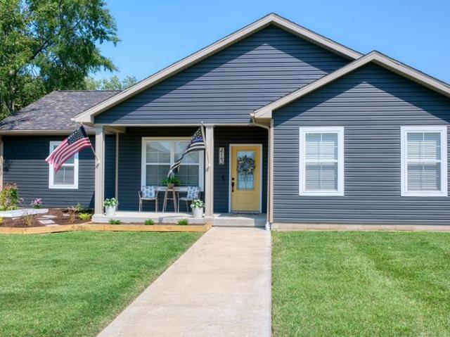 413 S Broadway, Goreville, IL 62939