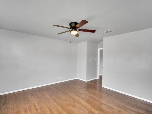 413 Shaw St, Cleburne, TX 76033 | MLS #21195
