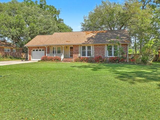 413 Summercourt Dr, Summerville, SC 29485