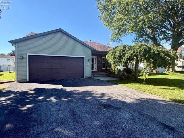413 Pennsylvania Ave, Sandusky, OH 44870