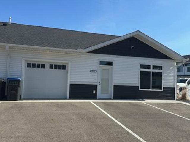 413 Prairie Rose Dr, Mankato, MN 56001