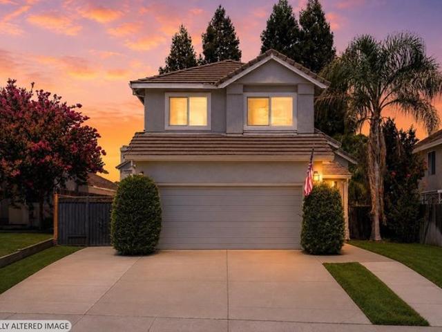 413 Rolling Oak Dr, Vacaville, CA 95688