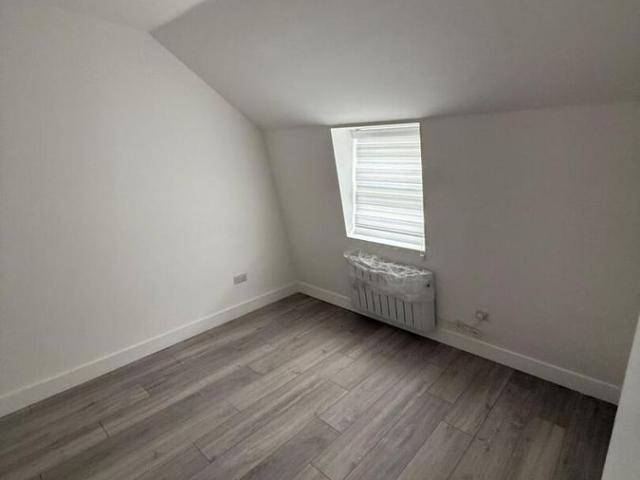 413 Roman Road, London E3, 1 bed flat to rent, £1,600 pcm | PrimeLocation