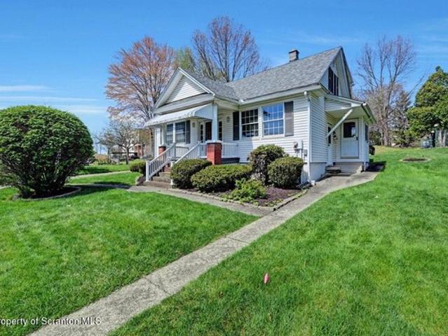 413 Rear Main St, Dickson City, PA 18519