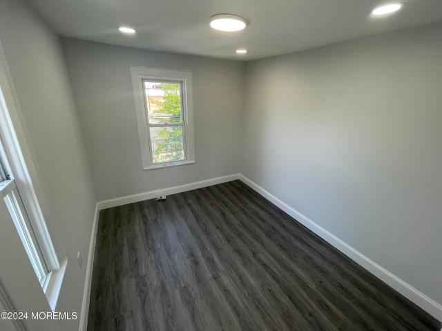 413 Ridge Avenue