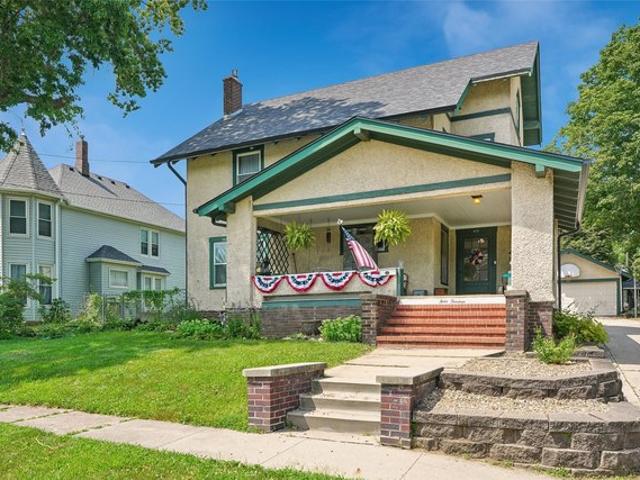 413 W 3rd St S, Newton, IA 50208
