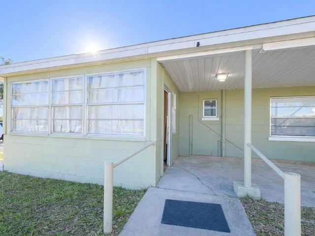 413 W Bryan St, Kissimmee, FL 34741 | MLS #S5142 | Compass