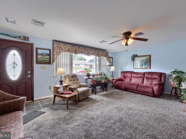 413 W Cedar Street