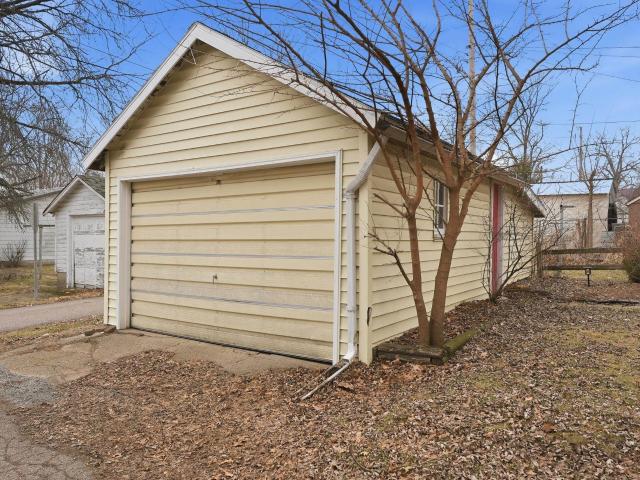 413 W Fort Wayne Street
