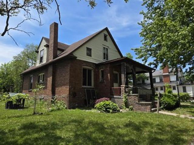 413 Waller St, Saginaw, MI 48602