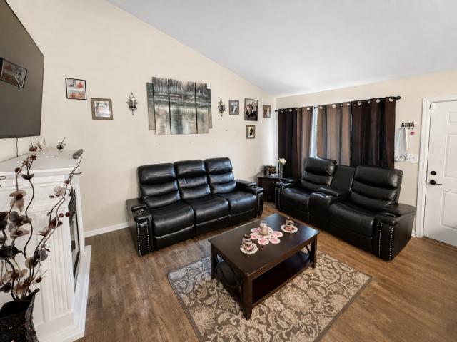 413 Wildwood Court