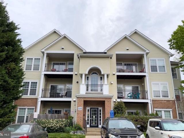 4144 Fountainside Ln Unit 102, Fairfax, VA 22030