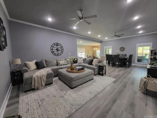 4144 Lynx Lane